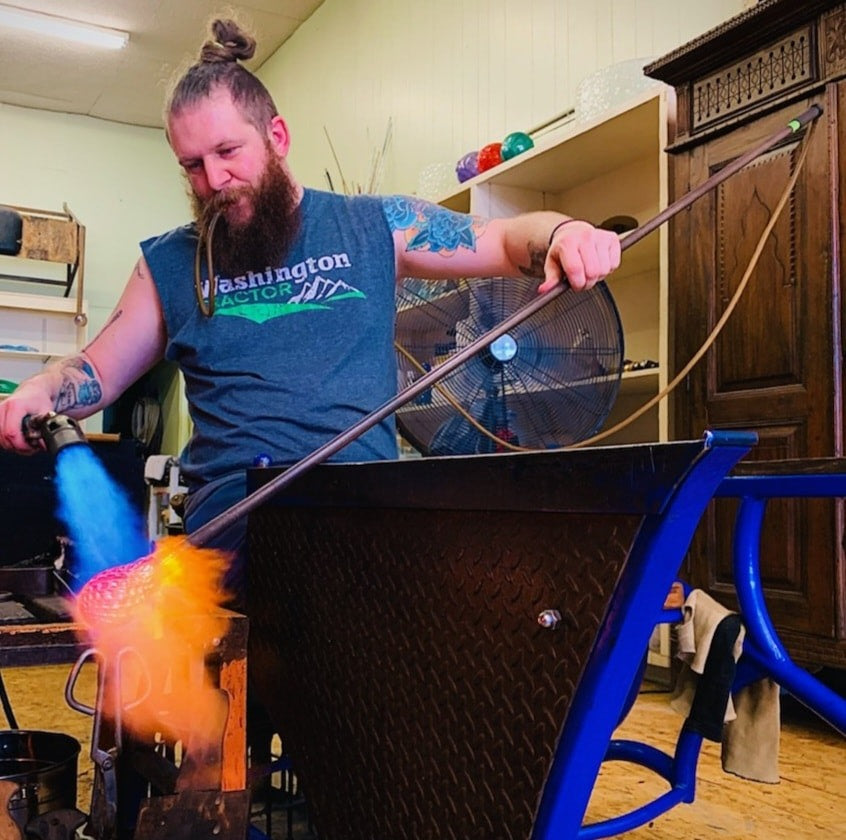 Lefty's Glass – Museum of Glass