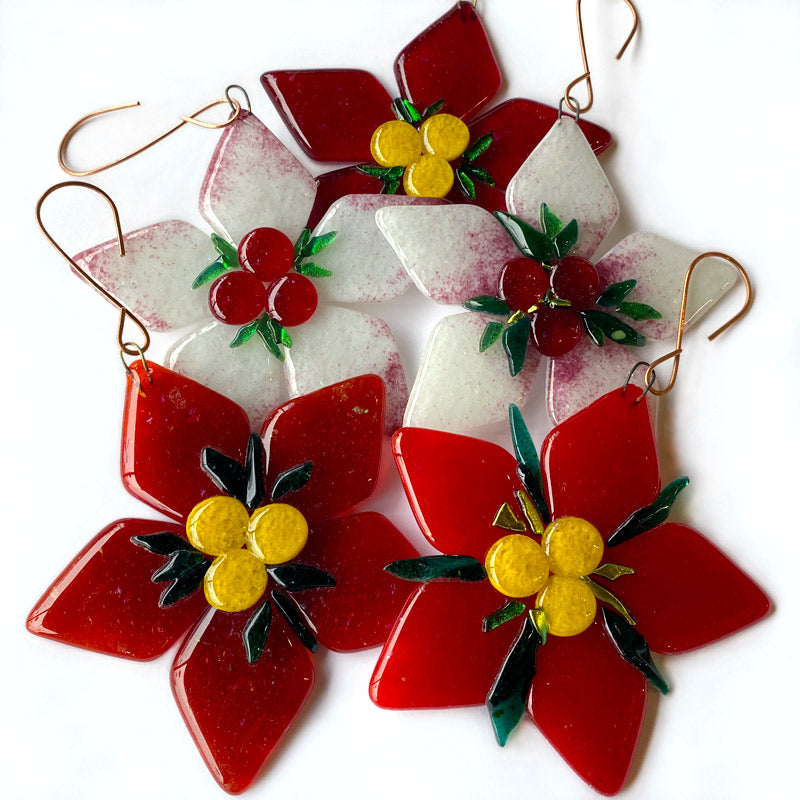 Poinsettia – Museum of Glass